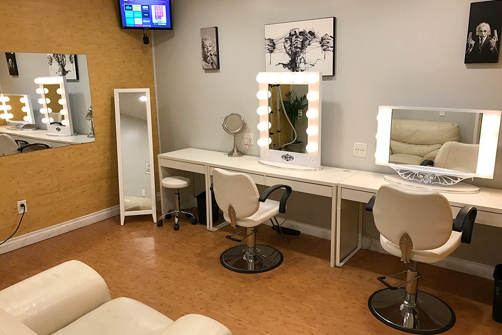 Independence Studio | Dressing Room