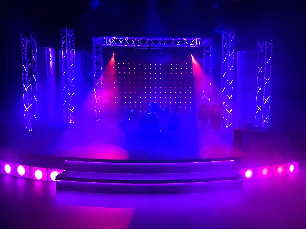 Independence Studio | Stage 1: Performance Stage