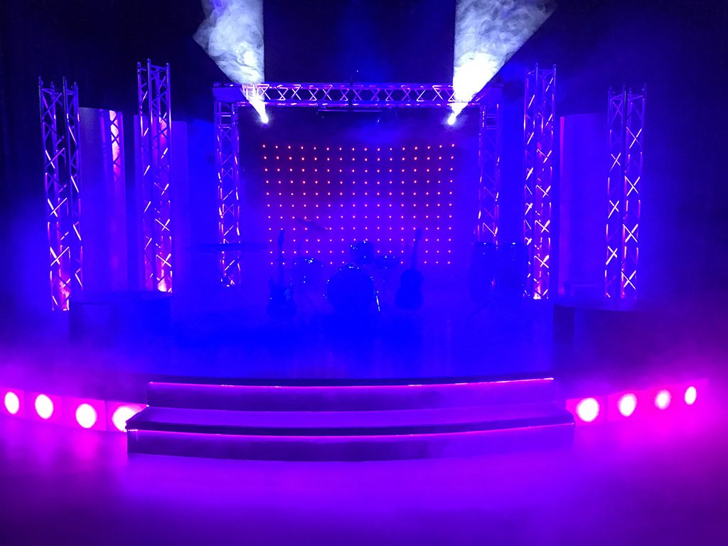 Independence Studio | Stage 1: Performance Stage